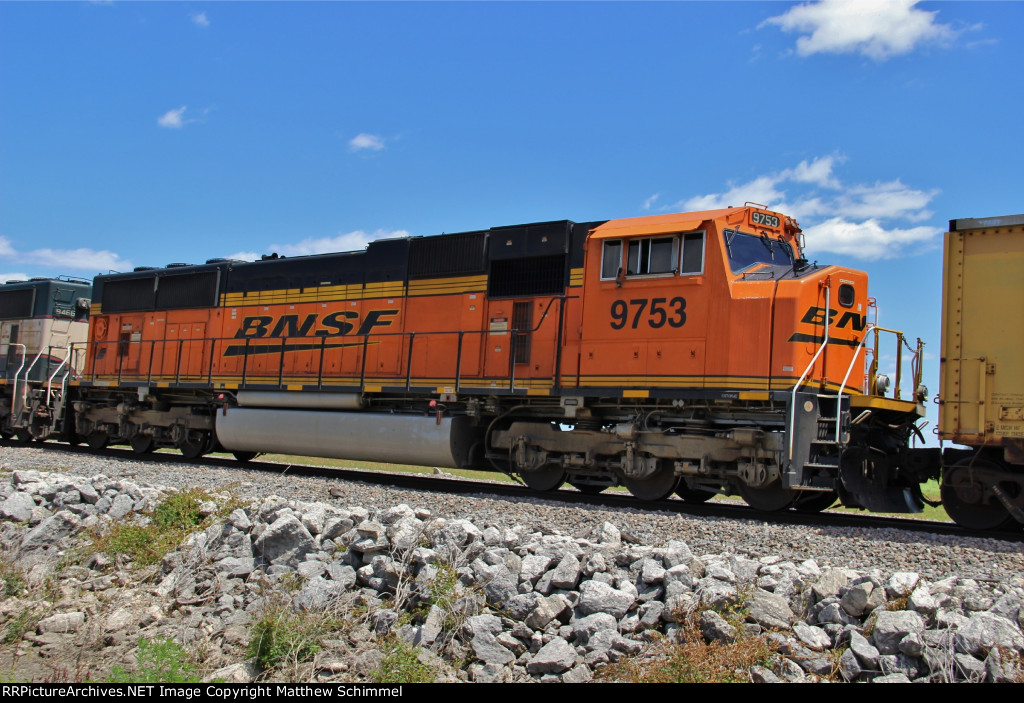 BNSF 9753